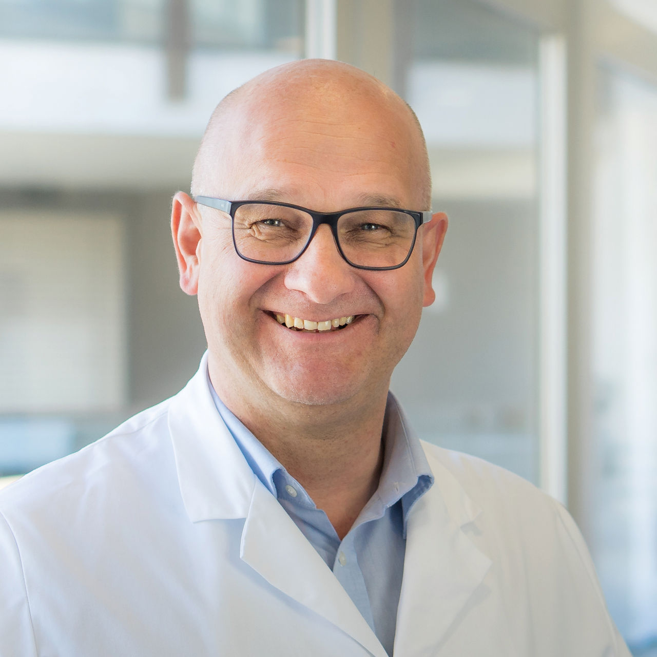 COVID-19 bei Kindern und Jugendlichen | Helios Dr. Horst Schmidt ...