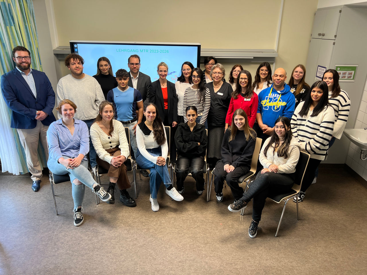 Beste Ausbildung selbst gestalten: Helios HSK startet mit neuer MTR ...