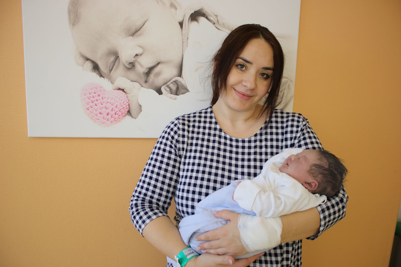 Adrian ist unser 500. Baby | Helios Kliniken Mittelweser