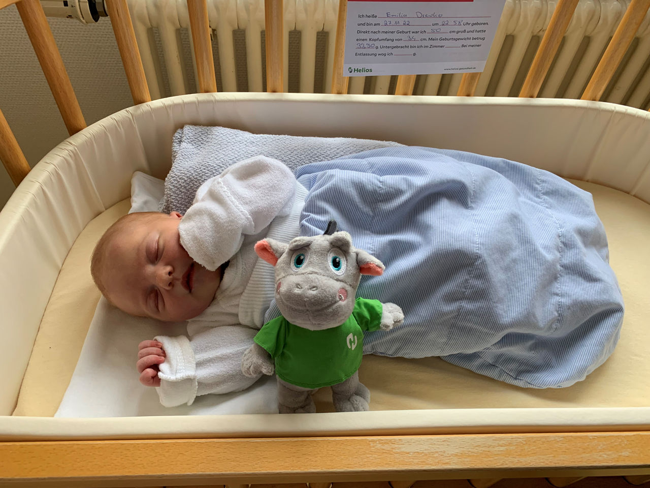 Die kleine Emilia ist unser 500. Baby | Helios Kliniken Mittelweser