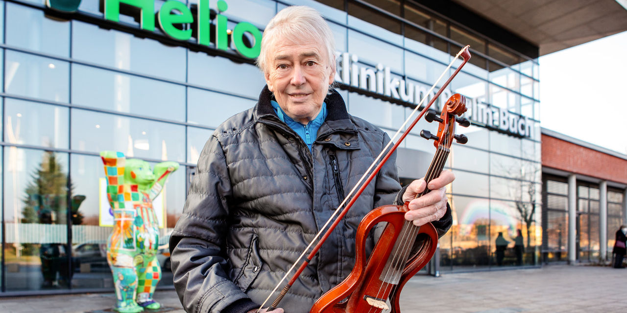 Bald wieder Showtime: Country-Geiger mit neuer Hüfte | Helios Klinikum ...