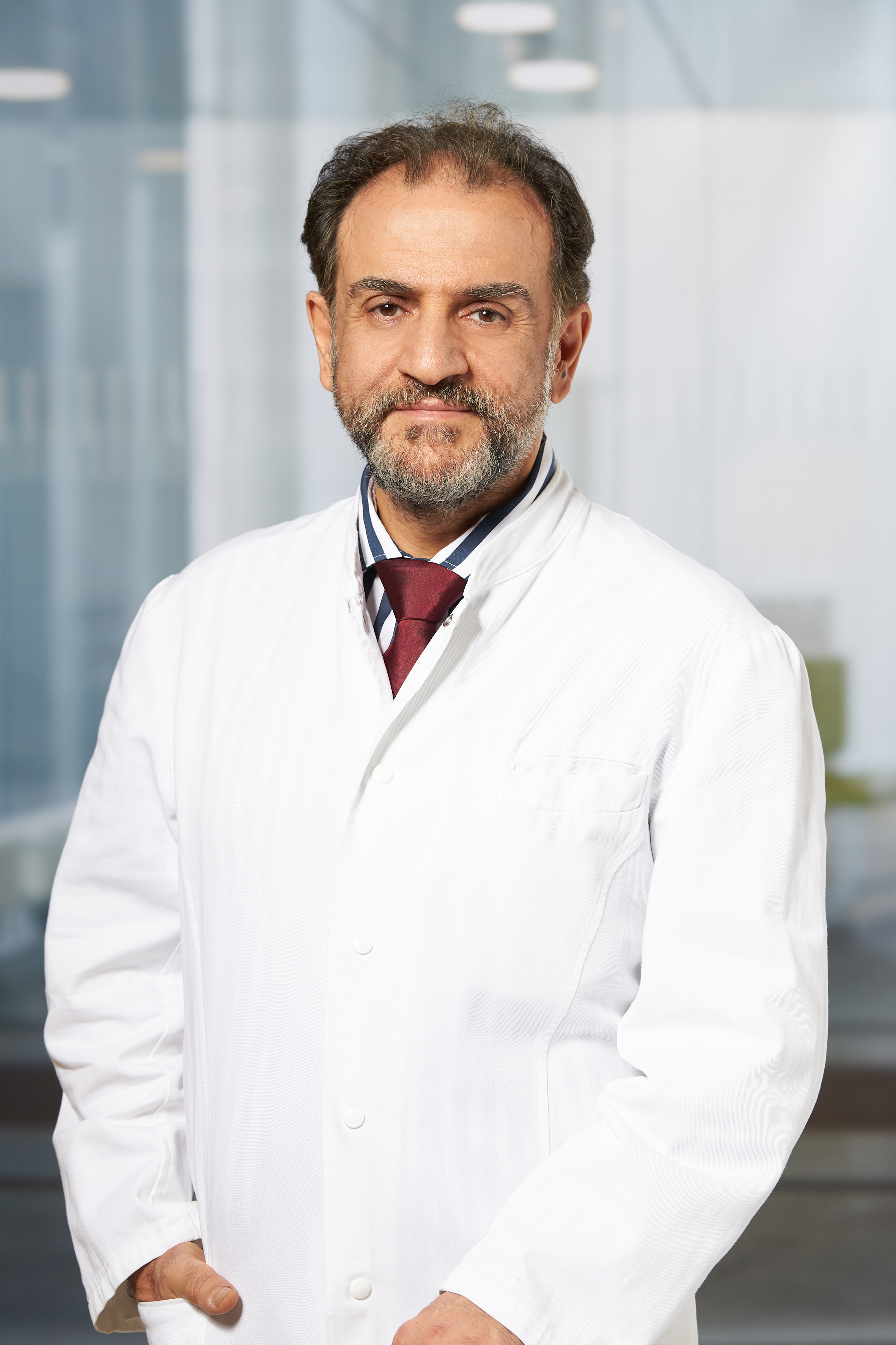 Dr. Reza Ghotbi erhält Professur der Tehran University of Medical ...