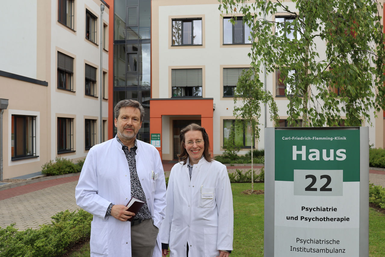 Kölner Firma spendet 14.000 Euro an Kinderonkologie der Helios Kliniken ...