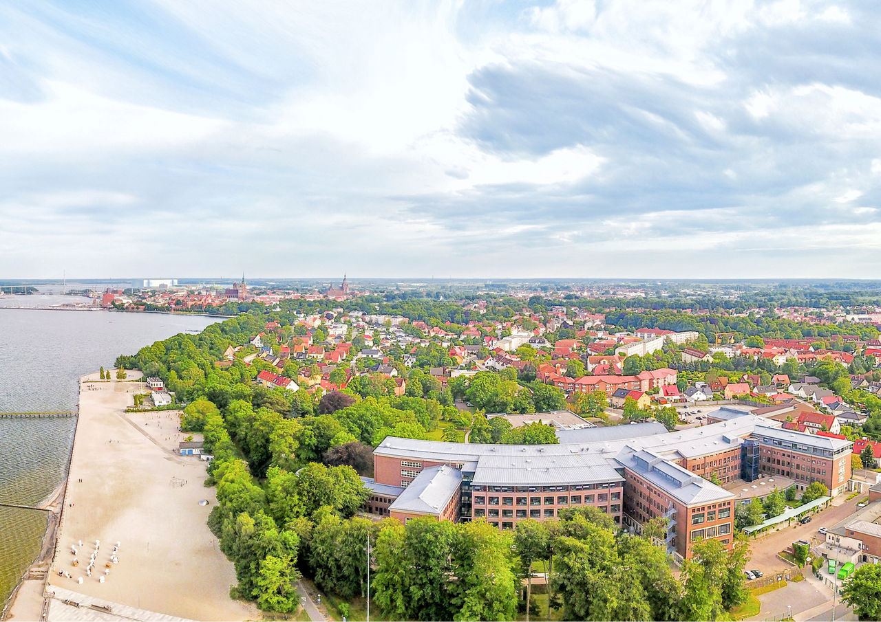 Gesundheitsministerin Drese beeindruckt von Stralsunder Kinder- und ...