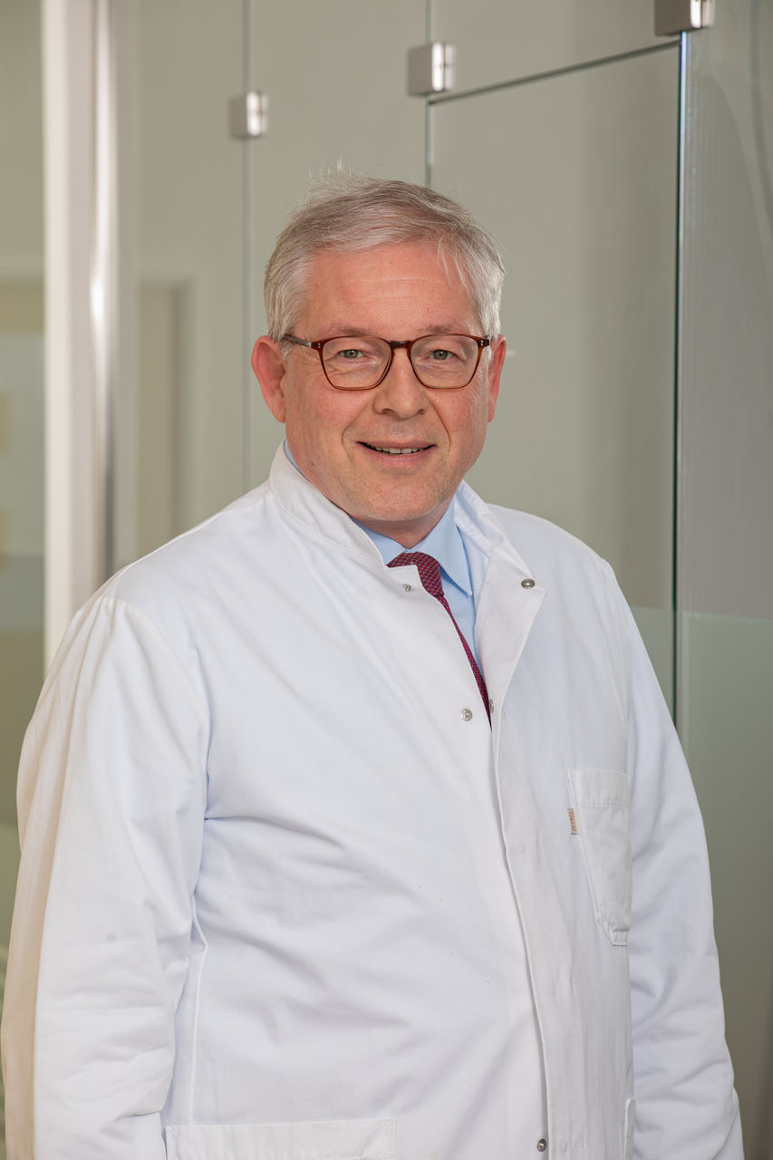 Weiße Flecken im Mund? | Helios Kliniken Kassel